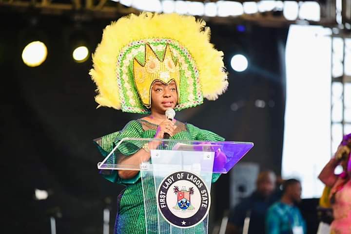 IKOSI-ISHERI KETU MAGODO CARNIVAL: LAGOS FIRST LADY COMMENDS MAYORESS ...