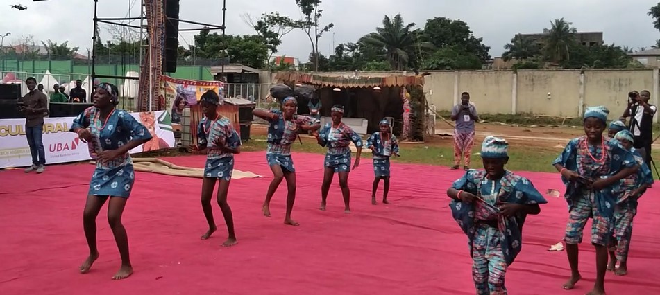 IKOSI-ISHERI KETU MAGODO CARNIVAL: LAGOS FIRST LADY COMMENDS MAYORESS ...