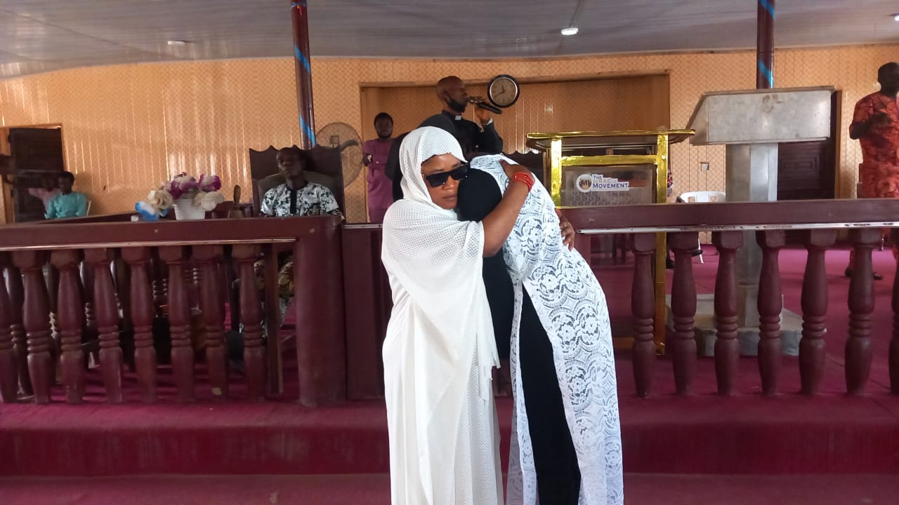 EVANGELIST SEUN ADELEKE LAID TO REST IN IBADAN - Hotjist